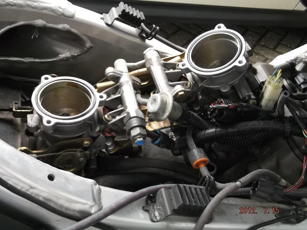 How to: Synch (balance) throttle bodies | TLZone Forums How to: Synch (balance) throttle bodies | TLZone Forums